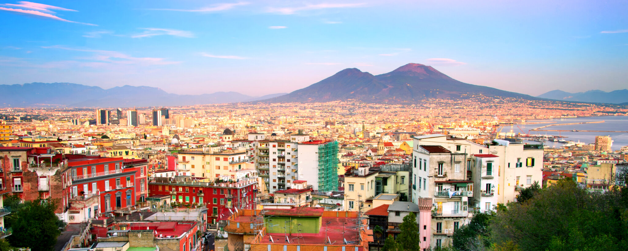 Neapel Sehenswürdigkeiten: Die TOP 10 Attraktionen in 2025